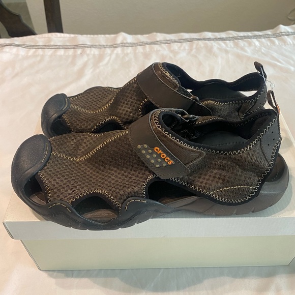 CROCS | Shoes | Crocs Mens Swiftwater 541 Brown Decksandals Closed Toe ...